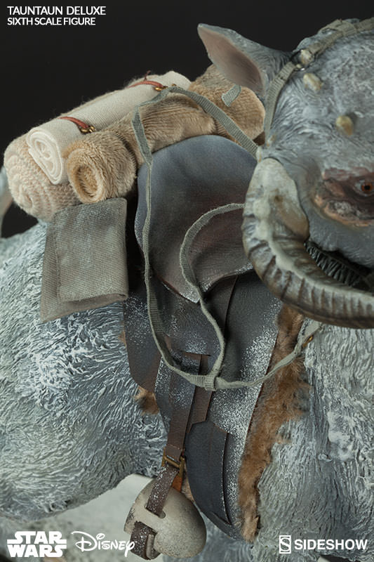 Deluxe Tauntaun Sixth Scale Figure by Sideshow Collectibles Star Wars ...