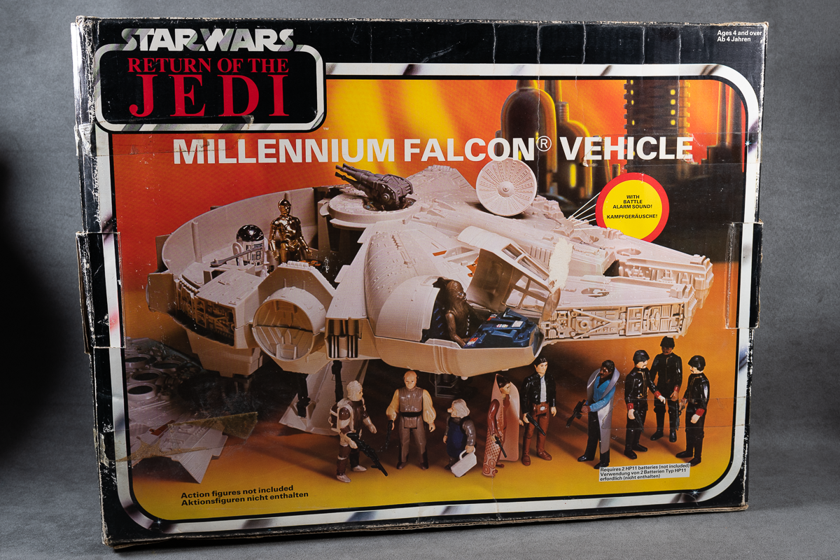 Millenium Falcon - Boxed